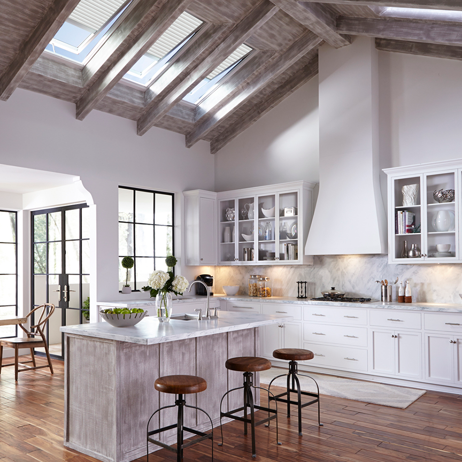 VELUX SUN TUNNEL® Skylights | VELUX Canada